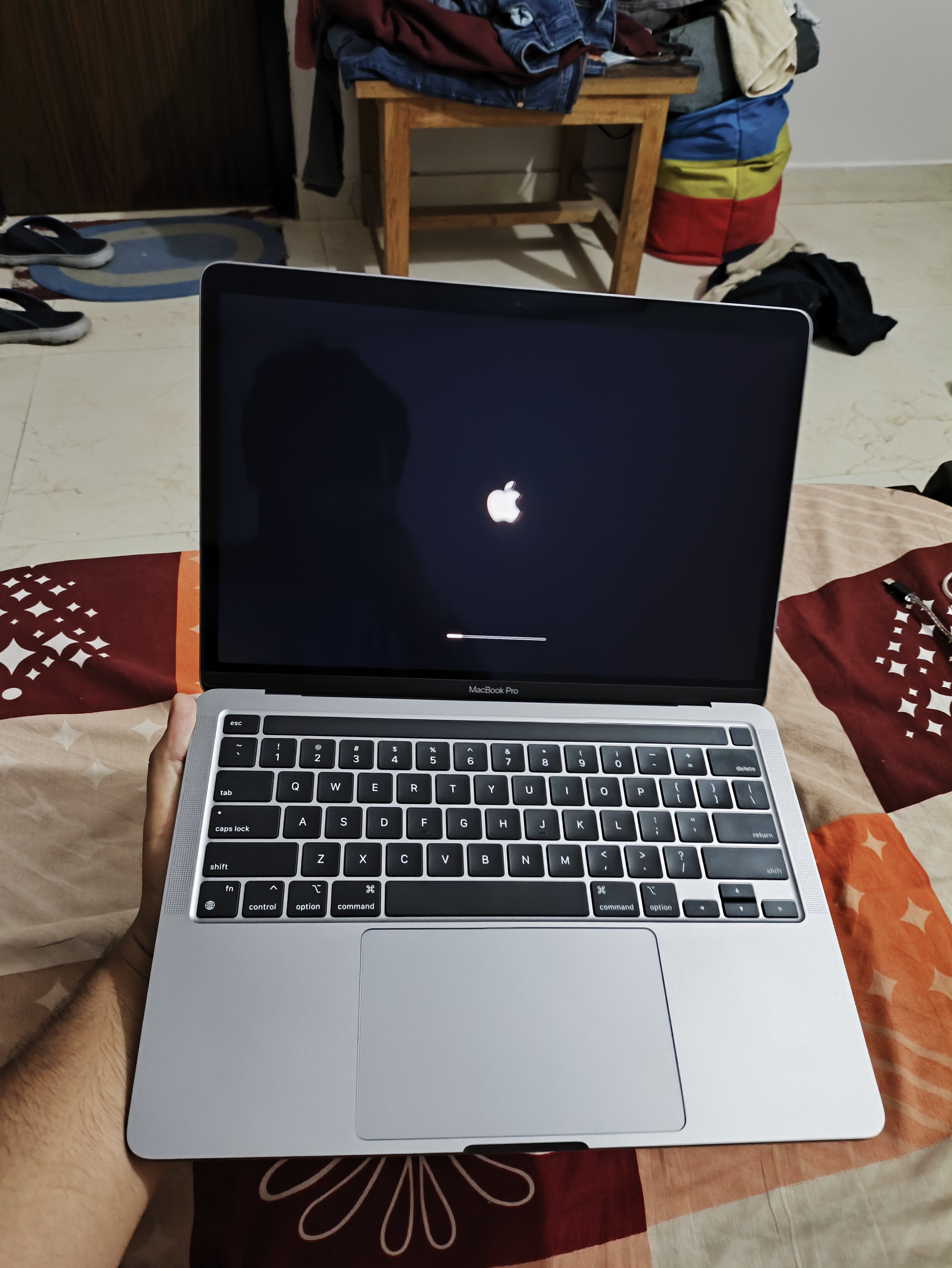 Buy Refurbished and Second Hand MacBook Pro 2020 Online at Cashify Store